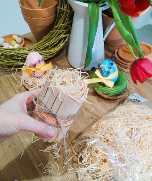 JARNÍ VÁZIČKA ZE ŠPACHTLIČEK | LUMA trading s.r.o.